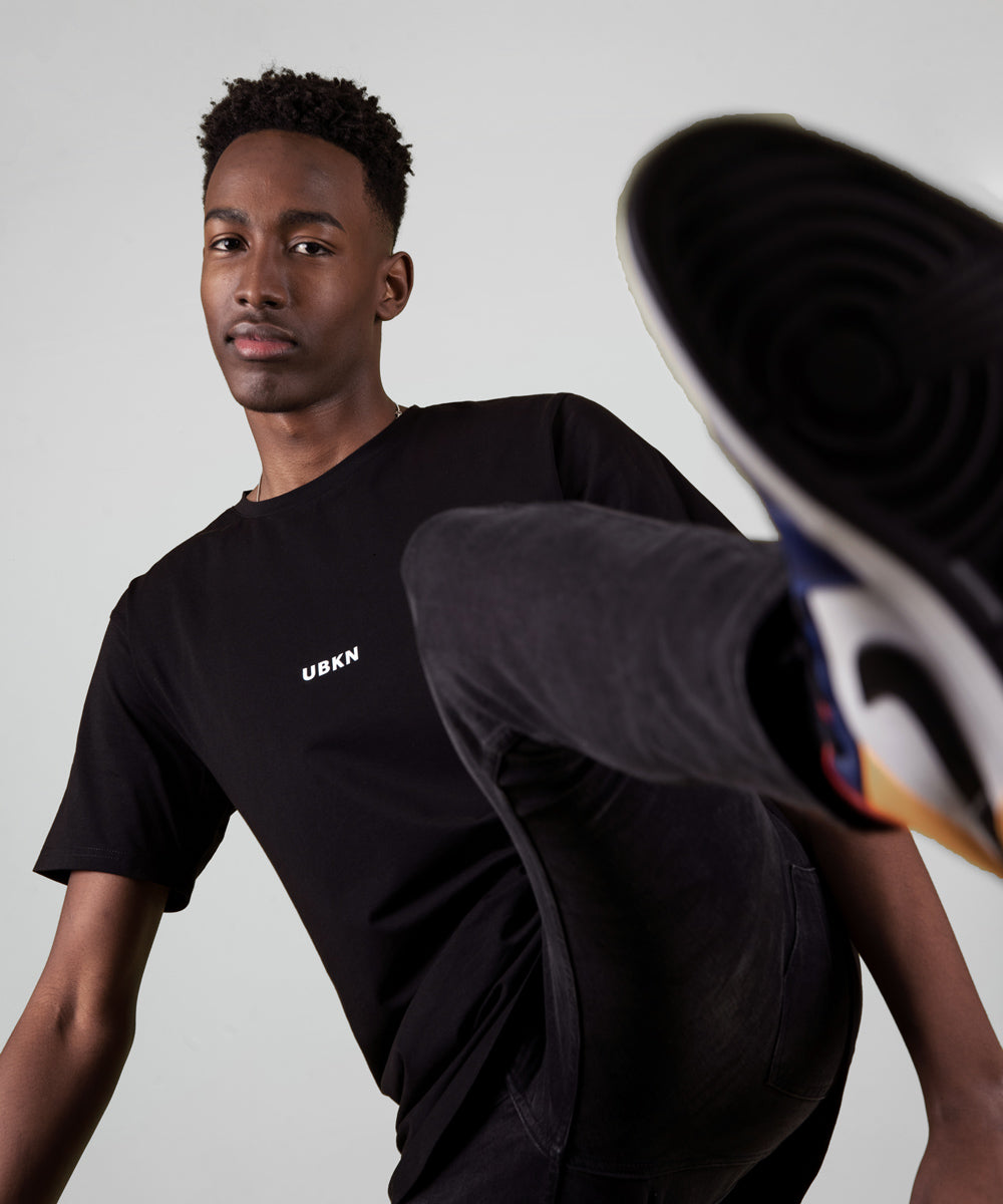 DROP Longline Tee in Black – UNBROKEN